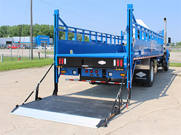 Tommy Gate Railgate Series, Bi-Fold Lift Gate | 4QTE.com